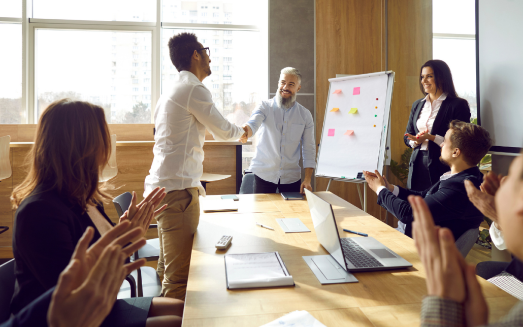 Selfish Leadership Vs. Servant Leadership - Steve Gutzler